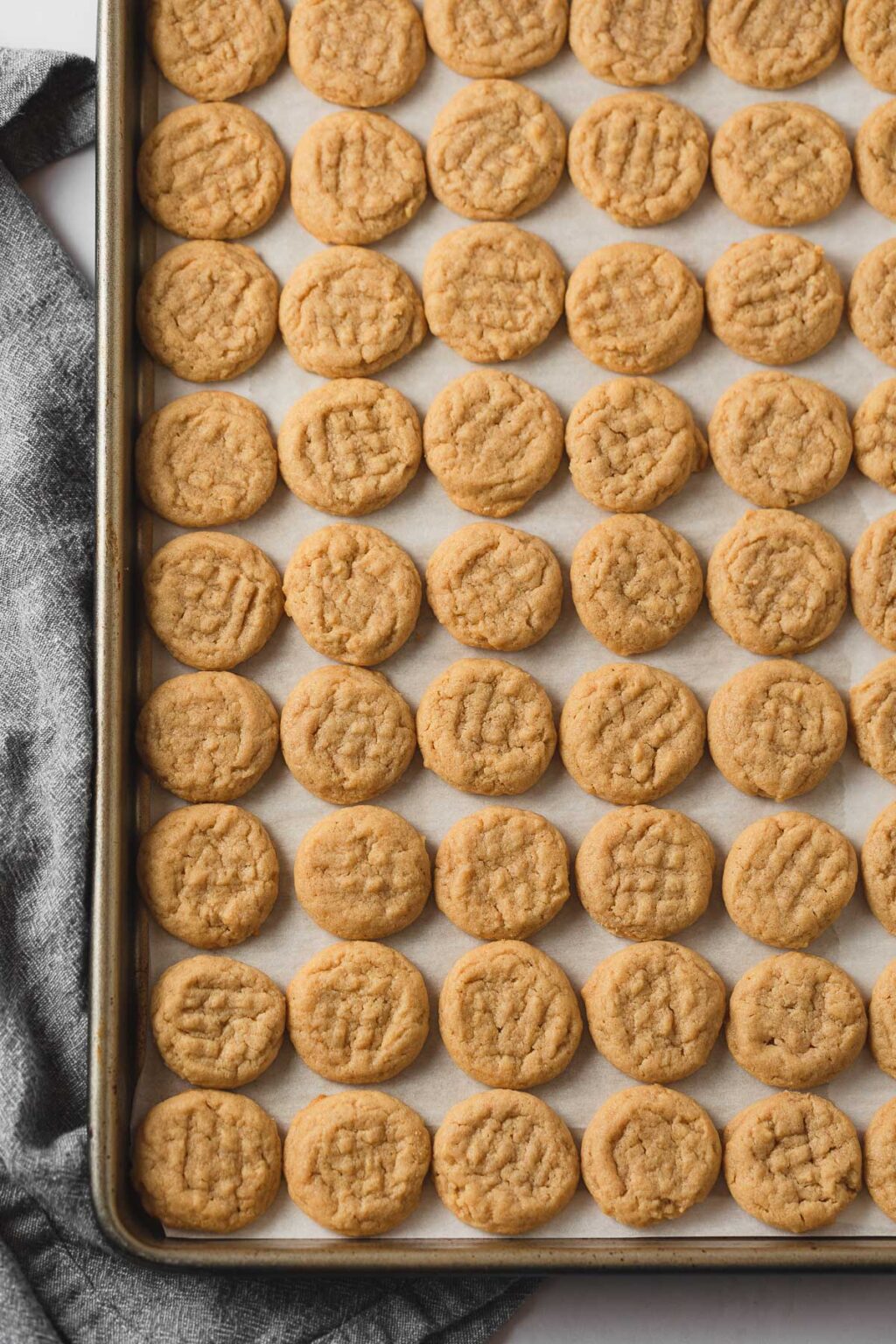 Small Batch Chocolate Chip Cookies Recipe - Elle Makes Dessert