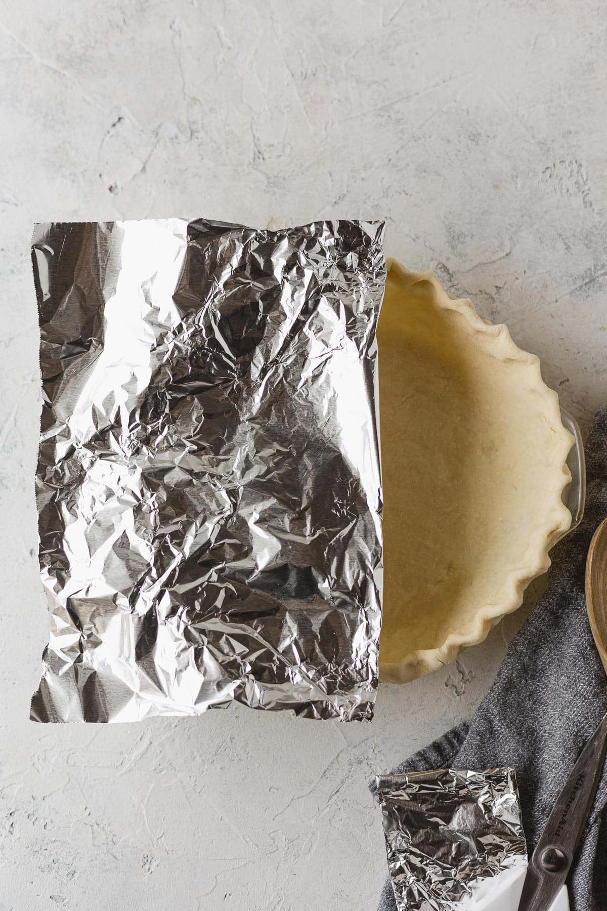 How to Make a DIY Pie Shield - Elle Makes Dessert