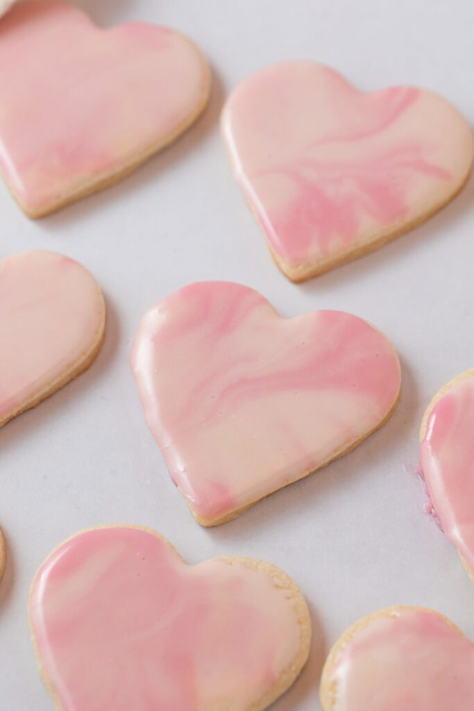 Easy Marbled Heart Sugar Cookies - Elle Makes Dessert
