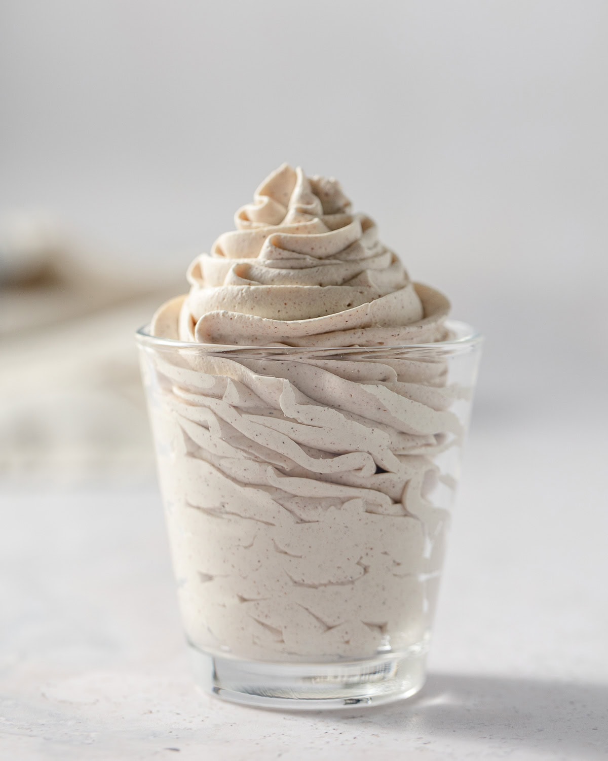 Cinnamon Whipped Cream - Elle Makes Dessert