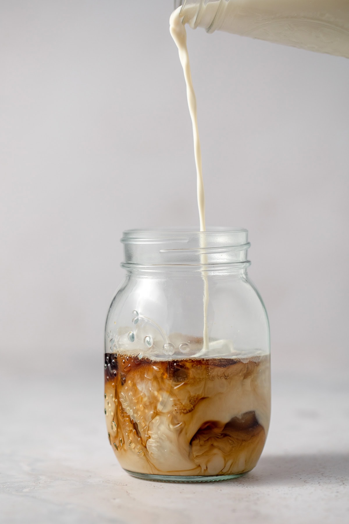 Homemade Coffee Creamer - Elle Makes Dessert